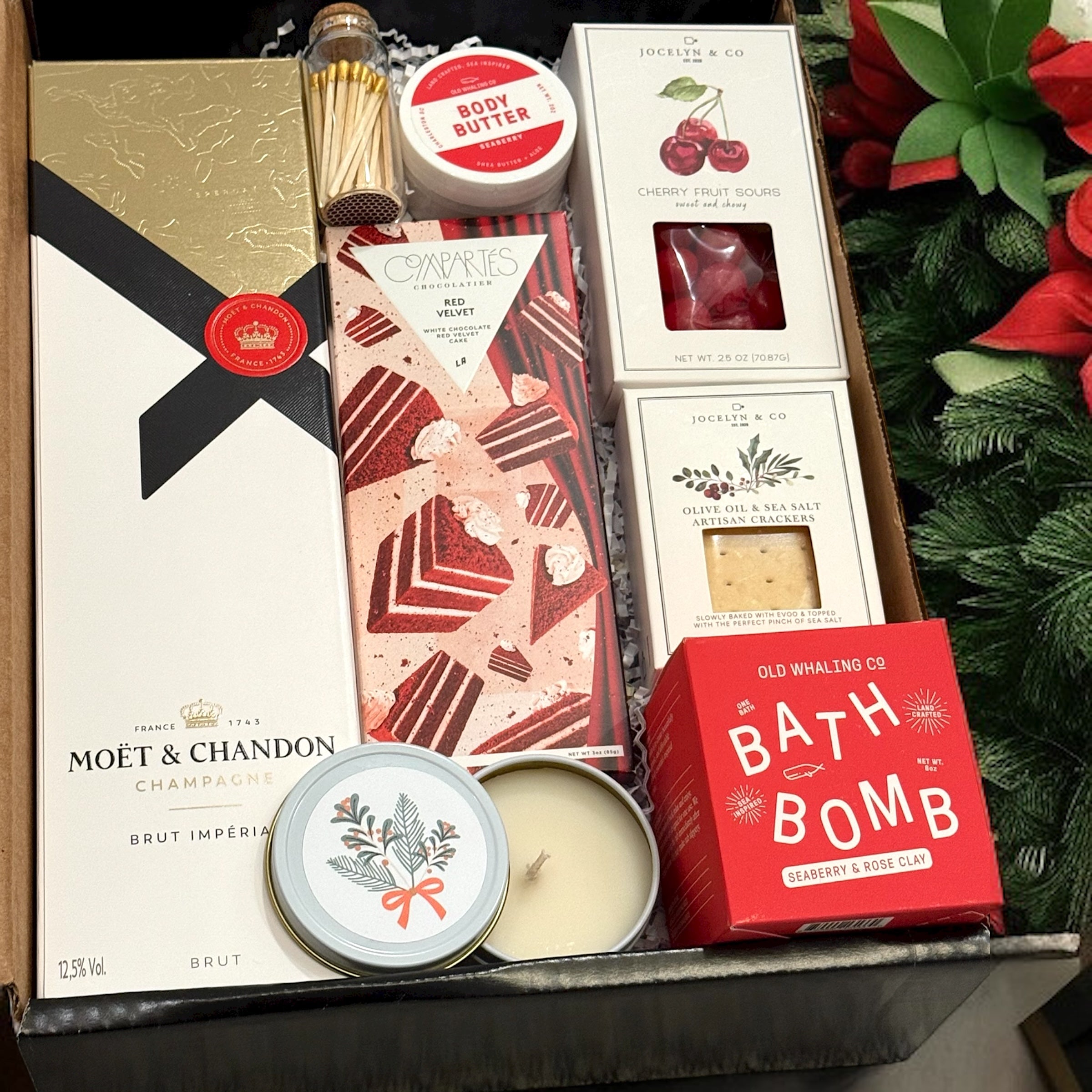 Champagne & Spa Gift Box - Moet & Chandon with Bath & Body Treats – Soo ...